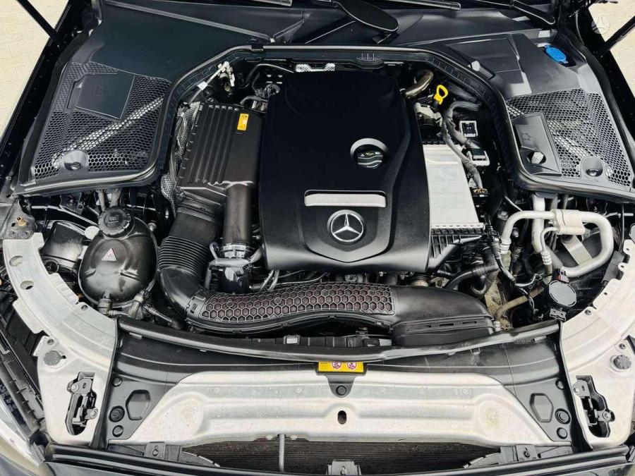 Black Mercedes-Benz C 200 2017 in Siauliai, with an engine capacity of 1.99 L and mileage of 73 thousand km for 19500 €, photo 34 on AUTOMOTO.COM.LV