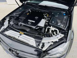 Black Mercedes-Benz C 200 2017 in Siauliai, with an engine capacity of 1.99 L and mileage of 73 thousand km for 19500 €, photo 35 on AUTOMOTO.COM.LV