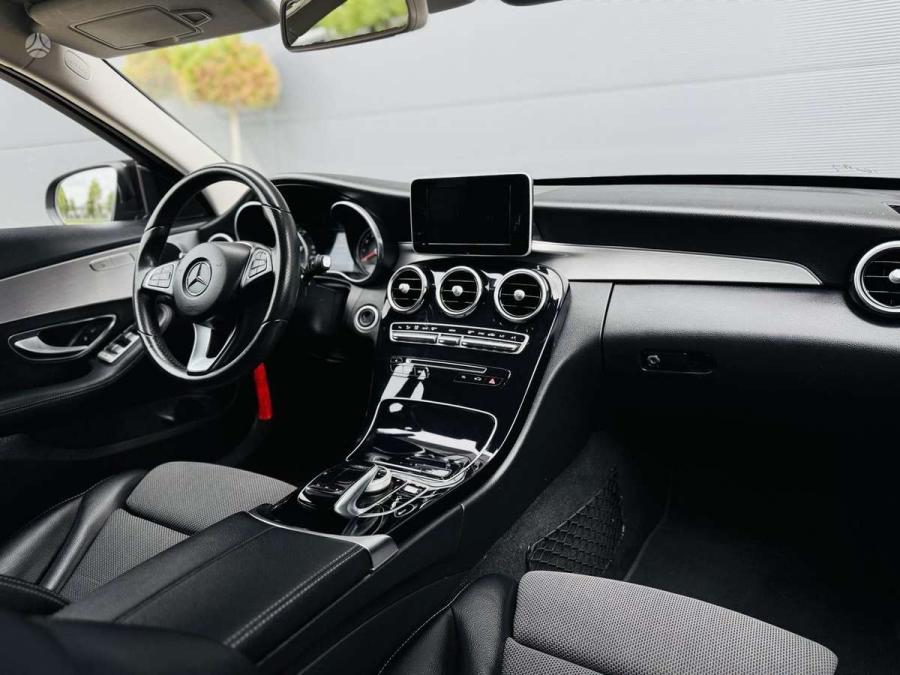 Black Mercedes-Benz C 200 2017 in Siauliai, with an engine capacity of 1.99 L and mileage of 73 thousand km for 19500 €, photo 42 on AUTOMOTO.COM.LV