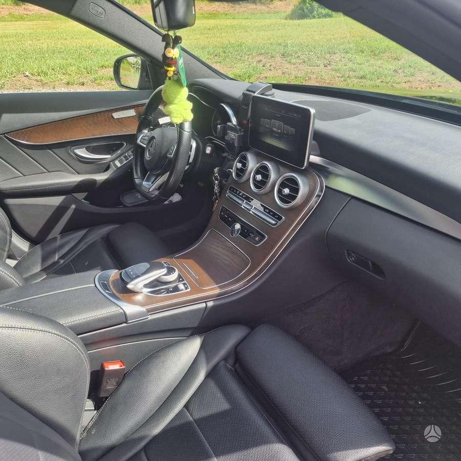 Melns Mercedes-Benz C 200 2017 Kauņa, ar dzinēja tilpumu 1.99 L un nobraukumu 105 tūkst. km par 18400 €, foto 6 vietnē AUTOMOTO.COM.LV