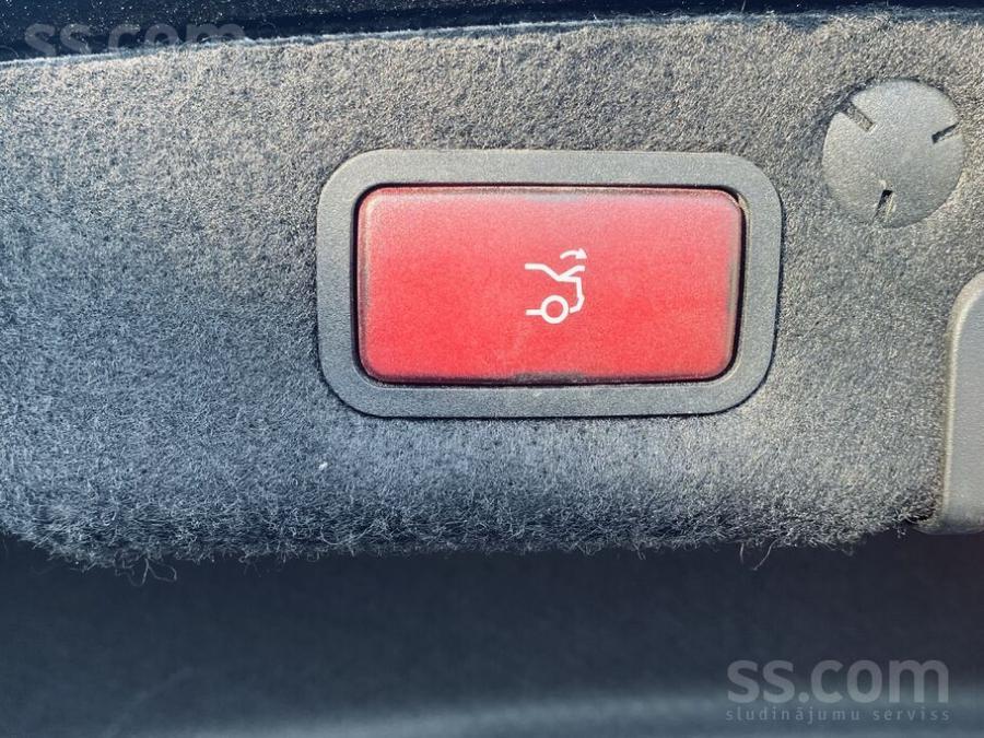 Melns Mercedes-Benz C 200 2019 Ventspils, ar dzinēja tilpumu 1.60 L un nobraukumu 158 tūkst. km par 18700 €, foto 11 vietnē AUTOMOTO.COM.LV