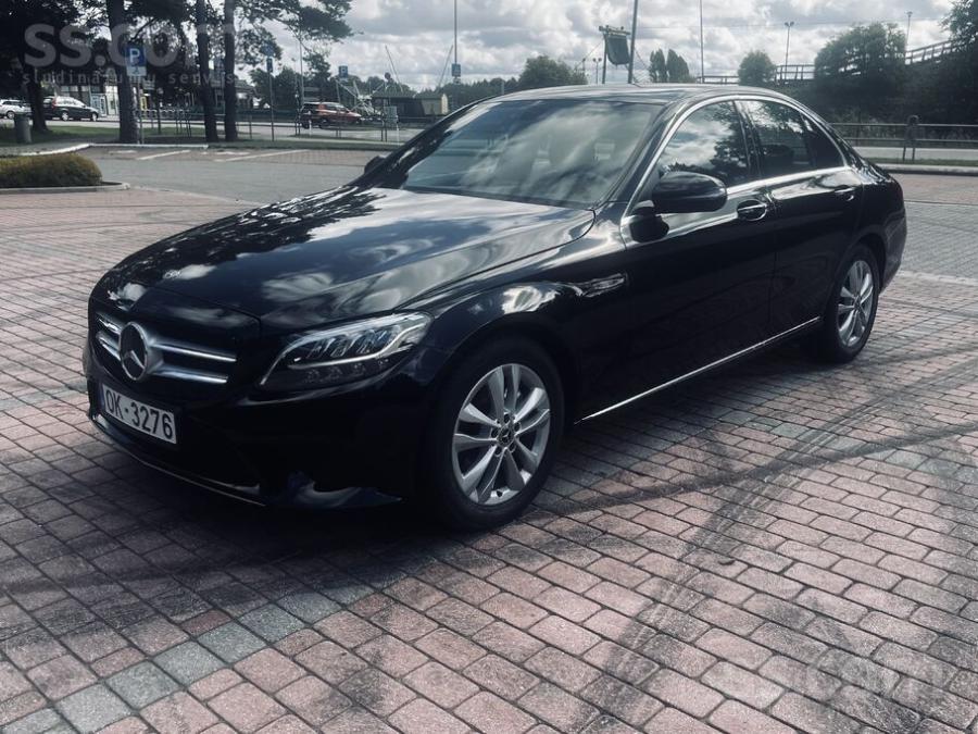 Black Mercedes-Benz C 200 2019 in Ventspils, with an engine capacity of 1.60 L and mileage of 158 thousand km for 18500 €, photo 1 on AUTOMOTO.COM.LV