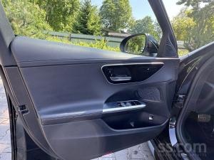 Melns Mercedes-Benz C 200 2022 Rīga, ar dzinēja tilpumu 1.50 L un nobraukumu 85 tūkst. km par 40000 €, foto 11 vietnē AUTOMOTO.COM.LV