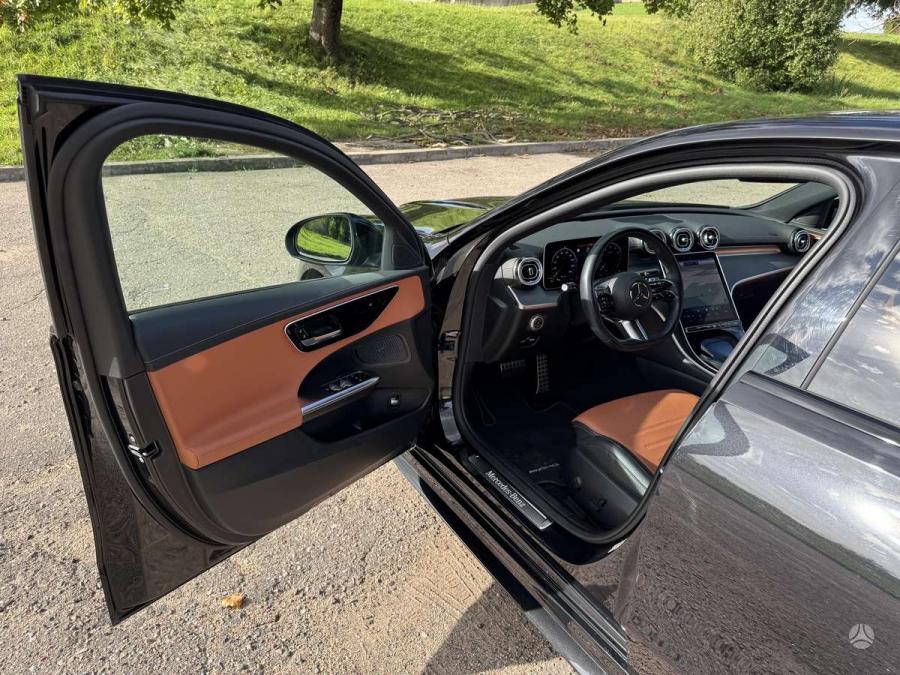 Black Mercedes-Benz C 200 2023 in Kaunas, with an engine capacity of 1.50 L and mileage of 43 thousand km for 28600 €, photo 17 on AUTOMOTO.COM.LV
