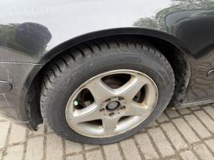 Black Mercedes-Benz C 200 2003 in Kuldiga, with an engine capacity of 2.20 L and mileage of 600 thousand km for 570 €, photo 9 on AUTOMOTO.COM.LV