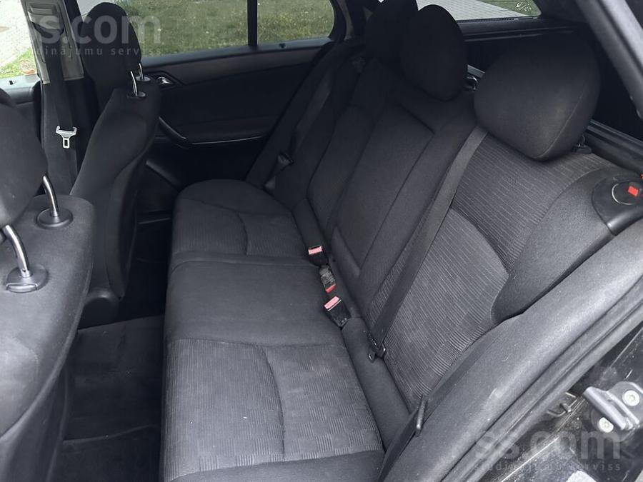 Black Mercedes-Benz C 200 2005 in Riga, with an engine capacity of 2.00 L and mileage of 499 thousand km for 1650 €, photo 13 on AUTOMOTO.COM.LV