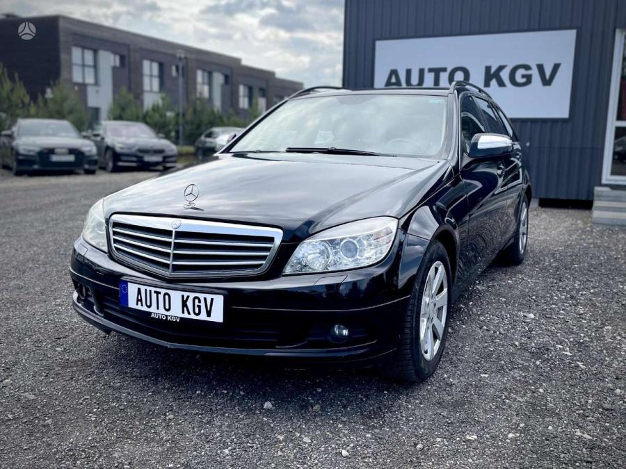 Melns Mercedes-Benz C 200 2007 Viļņa, ar dzinēja tilpumu 2.10 L un nobraukumu 375 tūkst. km par 3999 €, foto 2 vietnē AUTOMOTO.COM.LV