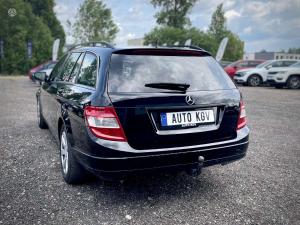 Melns Mercedes-Benz C 200 2007 Viļņa, ar dzinēja tilpumu 2.10 L un nobraukumu 375 tūkst. km par 3999 €, foto 4 vietnē AUTOMOTO.COM.LV