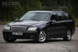 Черный Мерседес Ц 200 2007 в Рига, объемом двигателя 2.20 л и пробегом 332 тыс. км за 3500 €, фото  на AUTOMOTO.COM.LV