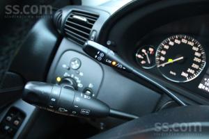 Black Mercedes-Benz C 200 2007 in Saldus, with an engine capacity of 2.20 L and mileage of 267 thousand km for 3650 €, photo 15 on AUTOMOTO.COM.LV