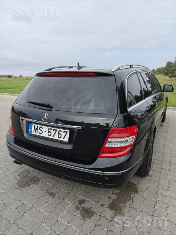 Melns Mercedes-Benz C 200 2008 Liepāja, ar dzinēja tilpumu 2.20 L un nobraukumu 325 tūkst. km par 3000 €, foto 10 vietnē AUTOMOTO.COM.LV