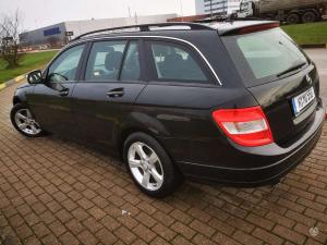 Black Mercedes-Benz C 200 2008 in Klaipeda, with an engine capacity of 2.15 L and mileage of 238 thousand km for 3950 €, photo 4 on AUTOMOTO.COM.LV