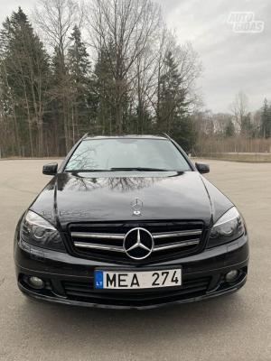 Black Mercedes-Benz C 200 2008 in Kupiskis, with an engine capacity of 2.20 L and mileage of 275 thousand km for 3950 €, photo 7 on AUTOMOTO.COM.LV