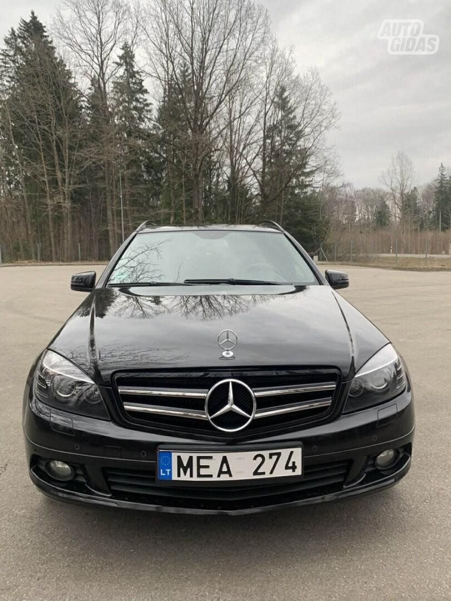 Black Mercedes-Benz C 200 2008 in Kupiskis, with an engine capacity of 2.20 L and mileage of 275 thousand km for 3950 €, photo 7 on AUTOMOTO.COM.LV
