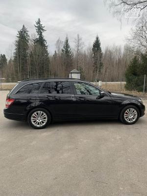 Black Mercedes-Benz C 200 2008 in Kupiskis, with an engine capacity of 2.20 L and mileage of 275 thousand km for 3950 €, photo 11 on AUTOMOTO.COM.LV