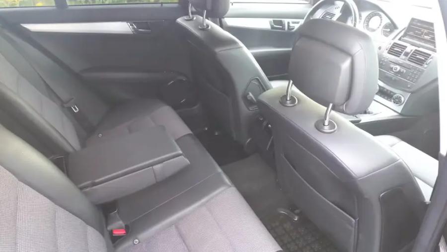 Melns Mercedes-Benz C 200 2008 Rīga, ar dzinēja tilpumu 2.20 L un nobraukumu 200 tūkst. km par 4300 €, foto 14 vietnē AUTOMOTO.COM.LV