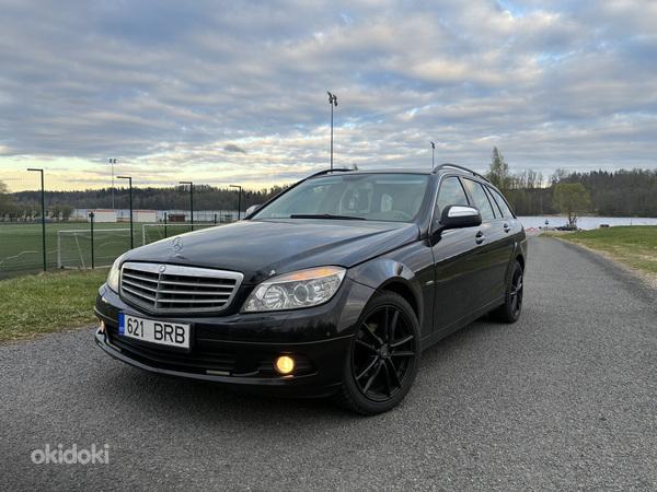 Black Mercedes-Benz C 200 2008 in Viljandi, with an engine capacity of 0.00 L and mileage of 322 thousand km for 3500 €, photo 1 on AUTOMOTO.COM.LV