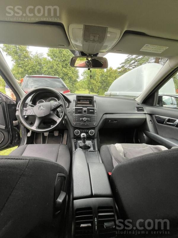 Melns Mercedes-Benz C 200 2008 Balvi, ar dzinēja tilpumu 2.10 L un nobraukumu 343 tūkst. km par 3650 €, foto 8 vietnē AUTOMOTO.COM.LV