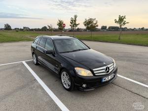 Melns Mercedes-Benz C 200 2008 Šauļi, ar dzinēja tilpumu 1.80 L un nobraukumu 294 tūkst. km par 4800 €, foto 4 vietnē AUTOMOTO.COM.LV