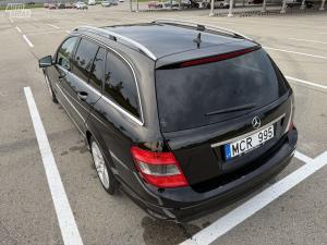 Melns Mercedes-Benz C 200 2008 Šauļi, ar dzinēja tilpumu 1.80 L un nobraukumu 294 tūkst. km par 4800 €, foto 11 vietnē AUTOMOTO.COM.LV