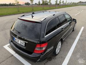 Melns Mercedes-Benz C 200 2008 Šauļi, ar dzinēja tilpumu 1.80 L un nobraukumu 294 tūkst. km par 4800 €, foto 13 vietnē AUTOMOTO.COM.LV
