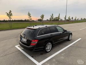 Melns Mercedes-Benz C 200 2008 Šauļi, ar dzinēja tilpumu 1.80 L un nobraukumu 294 tūkst. km par 4800 €, foto 14 vietnē AUTOMOTO.COM.LV