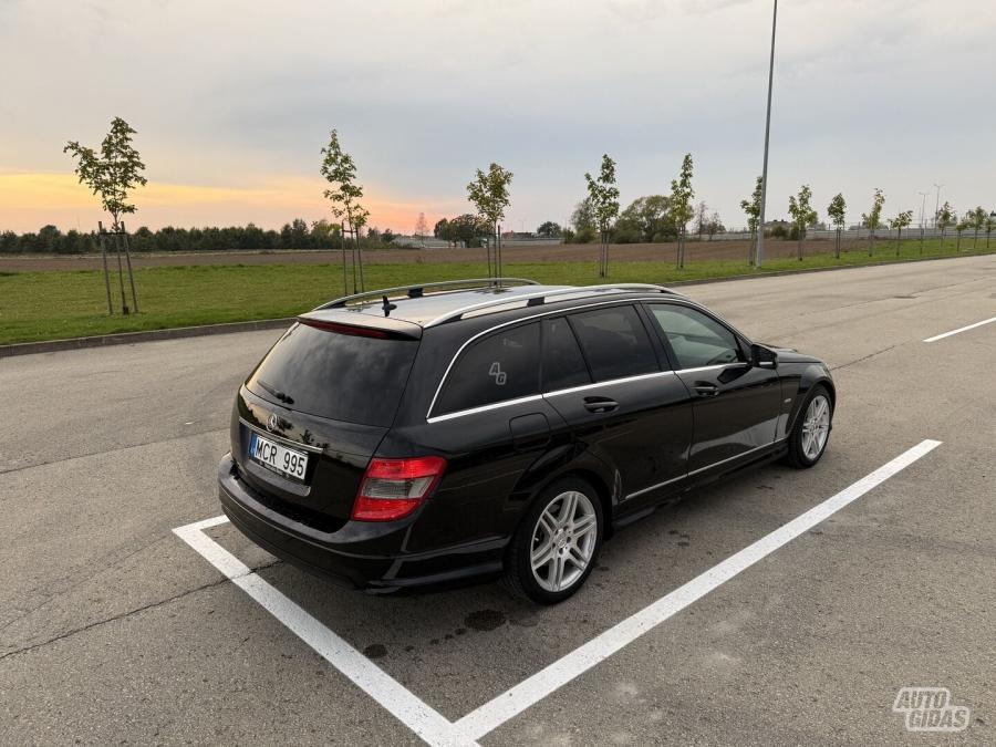 Melns Mercedes-Benz C 200 2008 Šauļi, ar dzinēja tilpumu 1.80 L un nobraukumu 294 tūkst. km par 4800 €, foto 14 vietnē AUTOMOTO.COM.LV