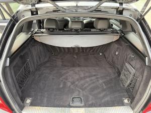 Melns Mercedes-Benz C 200 2008 Šauļi, ar dzinēja tilpumu 1.80 L un nobraukumu 294 tūkst. km par 4800 €, foto 24 vietnē AUTOMOTO.COM.LV
