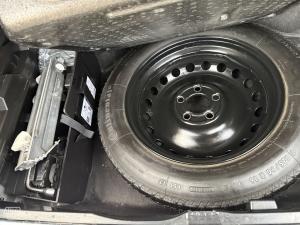 Melns Mercedes-Benz C 200 2008 Šauļi, ar dzinēja tilpumu 1.80 L un nobraukumu 294 tūkst. km par 4800 €, foto 26 vietnē AUTOMOTO.COM.LV