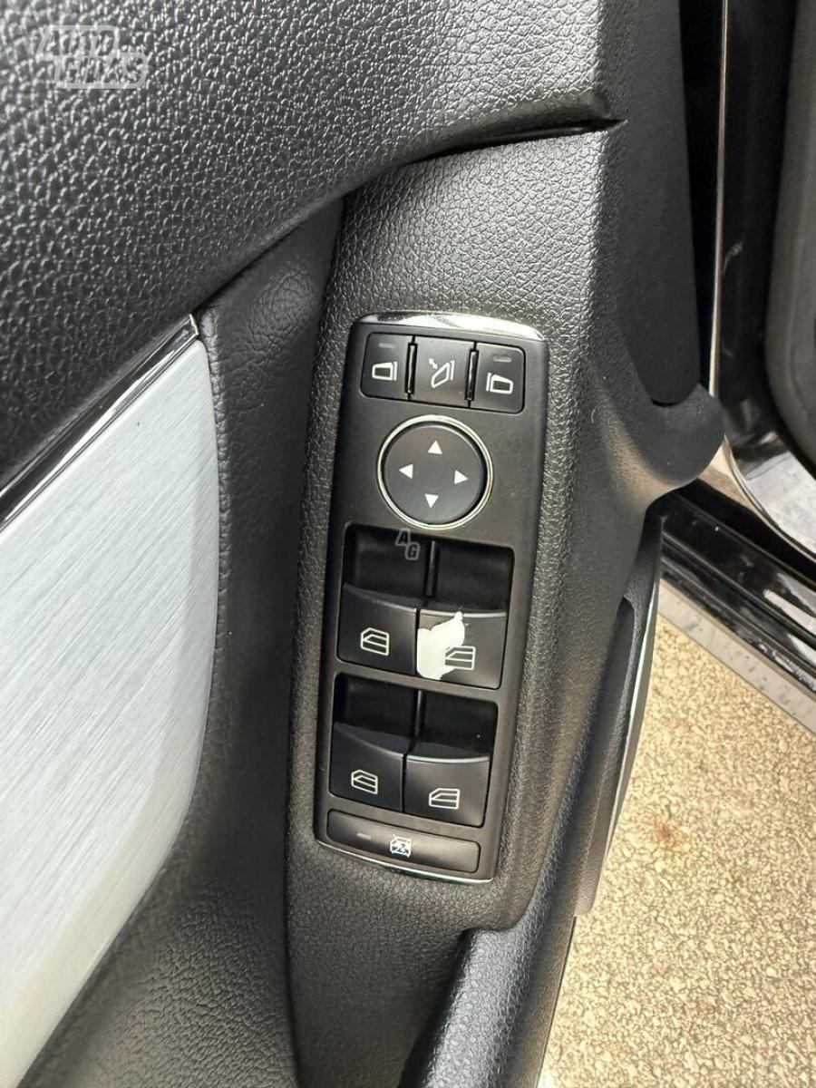 Melns Mercedes-Benz C 200 2008 Šauļi, ar dzinēja tilpumu 1.80 L un nobraukumu 294 tūkst. km par 4800 €, foto 29 vietnē AUTOMOTO.COM.LV