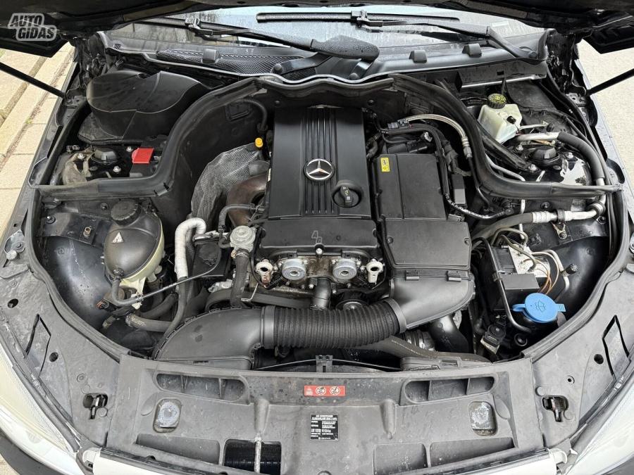 Melns Mercedes-Benz C 200 2008 Šauļi, ar dzinēja tilpumu 1.80 L un nobraukumu 294 tūkst. km par 4800 €, foto 32 vietnē AUTOMOTO.COM.LV