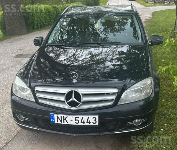 Melns Mercedes-Benz C 200 2009 Valmiera, ar dzinēja tilpumu 2.20 L un nobraukumu 310 tūkst. km par 3400 €, foto 1 vietnē AUTOMOTO.COM.LV