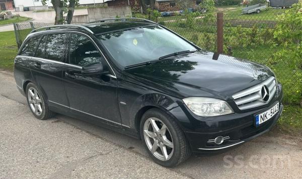 Melns Mercedes-Benz C 200 2009 Valmiera, ar dzinēja tilpumu 2.20 L un nobraukumu 310 tūkst. km par 3400 €, foto 2 vietnē AUTOMOTO.COM.LV