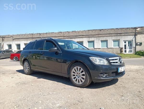 Melns Mercedes-Benz C 200 2009 Rīga, ar dzinēja tilpumu 2.00 L un nobraukumu 443 tūkst. km par 3850 €, foto 1 vietnē AUTOMOTO.COM.LV