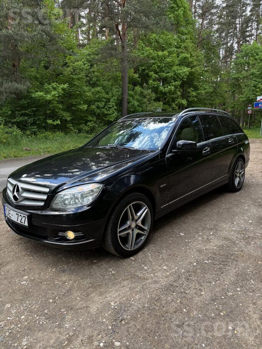 Melns Mercedes-Benz C 200 2009 Rīga, ar dzinēja tilpumu 2.20 L un nobraukumu 286 tūkst. km par 5000 €, foto 3 vietnē AUTOMOTO.COM.LV