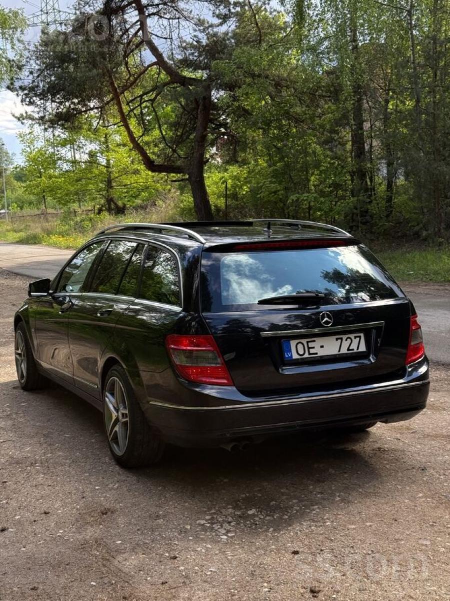 Melns Mercedes-Benz C 200 2009 Rīga, ar dzinēja tilpumu 2.20 L un nobraukumu 286 tūkst. km par 5000 €, foto 6 vietnē AUTOMOTO.COM.LV