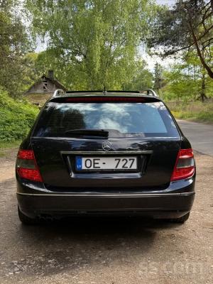 Melns Mercedes-Benz C 200 2009 Rīga, ar dzinēja tilpumu 2.20 L un nobraukumu 286 tūkst. km par 5000 €, foto 7 vietnē AUTOMOTO.COM.LV