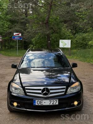 Melns Mercedes-Benz C 200 2009 Rīga, ar dzinēja tilpumu 2.20 L un nobraukumu 286 tūkst. km par 5000 €, foto 13 vietnē AUTOMOTO.COM.LV