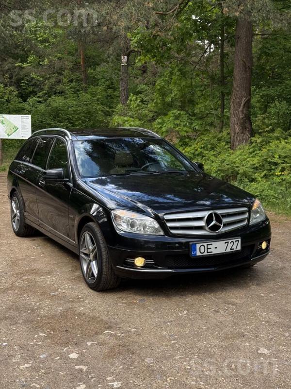 Melns Mercedes-Benz C 200 2009 Rīga, ar dzinēja tilpumu 2.20 L un nobraukumu 286 tūkst. km par 5000 €, foto 10 vietnē AUTOMOTO.COM.LV