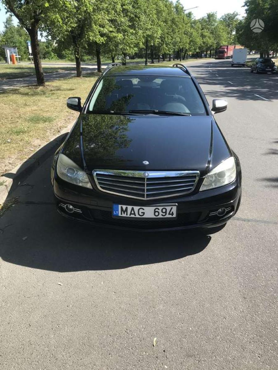 Melns Mercedes-Benz C 200 2009 Viļņa, ar dzinēja tilpumu 2.15 L un nobraukumu 305 tūkst. km par 3500 €, foto 11 vietnē AUTOMOTO.COM.LV