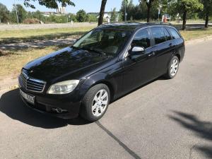 Melns Mercedes-Benz C 200 2009 Viļņa, ar dzinēja tilpumu 2.15 L un nobraukumu 305 tūkst. km par 3500 €, foto 13 vietnē AUTOMOTO.COM.LV