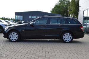 Black Mercedes-Benz C 200 2010 in Vilnius, with an engine capacity of 2.14 L and mileage of 300 thousand km for 5500 €, photo 17 on AUTOMOTO.COM.LV