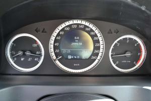 Black Mercedes-Benz C 200 2010 in Vilnius, with an engine capacity of 2.14 L and mileage of 300 thousand km for 5500 €, photo 34 on AUTOMOTO.COM.LV