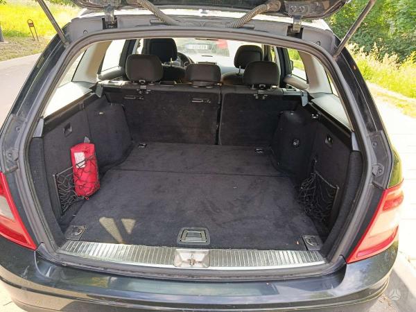 Melns Mercedes-Benz C 200 2010 Viļņa, ar dzinēja tilpumu 2.15 L un nobraukumu 457 tūkst. km par 3500 €, foto 6 vietnē AUTOMOTO.COM.LV