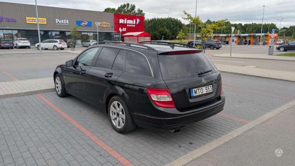 Melns Mercedes-Benz C 200 2010 Kretinga, ar dzinēja tilpumu 2.14 L un nobraukumu 326 tūkst. km par 4700 €, foto 6 vietnē AUTOMOTO.COM.LV