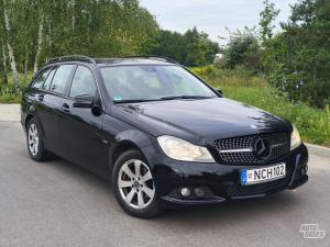 Melns Mercedes-Benz C 200 2011 Viļņa, ar dzinēja tilpumu 2.10 L un nobraukumu 288 tūkst. km par 6000 €, foto  vietnē AUTOMOTO.COM.LV