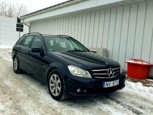 Black Mercedes-Benz C 200 2011 in Riga, with an engine capacity of 2.20 L and mileage of 373 thousand km for 5490 €, photo 2 on AUTOMOTO.COM.LV