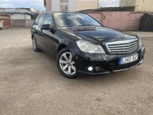 Black Mercedes-Benz C 200 2011 in Kaunas, with an engine capacity of 2.10 L and mileage of 3210 thousand km for 4500 €, photo  on AUTOMOTO.COM.LV