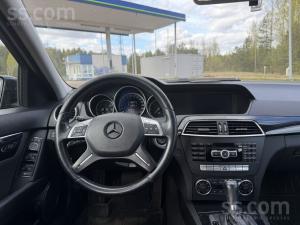 Melns Mercedes-Benz C 200 2011 Daugavpils, ar dzinēja tilpumu 2.00 L un nobraukumu 370 tūkst. km par 5750 €, foto 9 vietnē AUTOMOTO.COM.LV