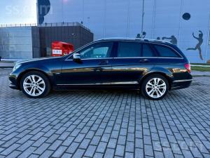 Melns Mercedes-Benz C 200 2011 Rīga, ar dzinēja tilpumu 2.20 L un nobraukumu 350 tūkst. km par 5490 €, foto 4 vietnē AUTOMOTO.COM.LV